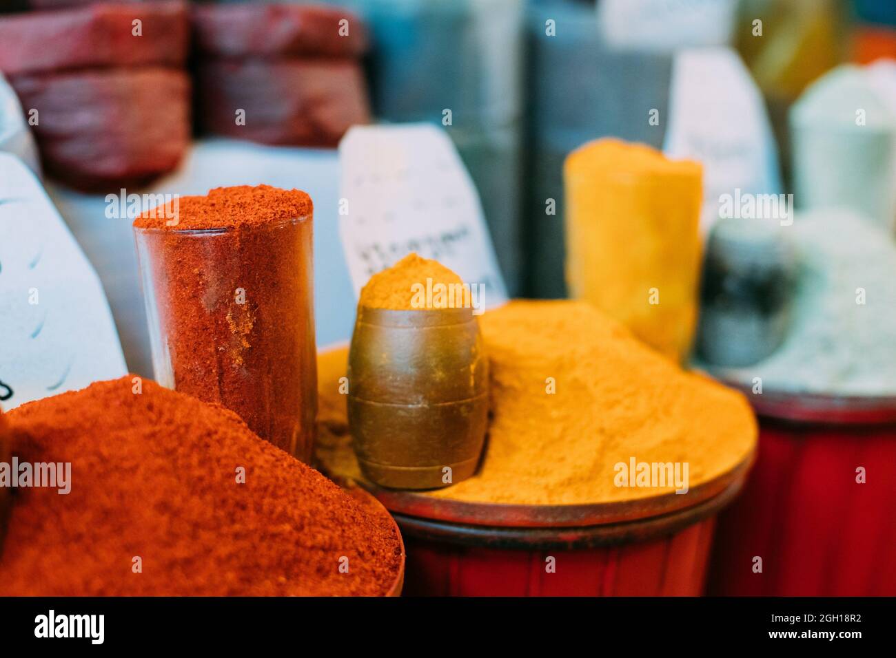 Powdered saffron hi-res stock photography and images - Alamy