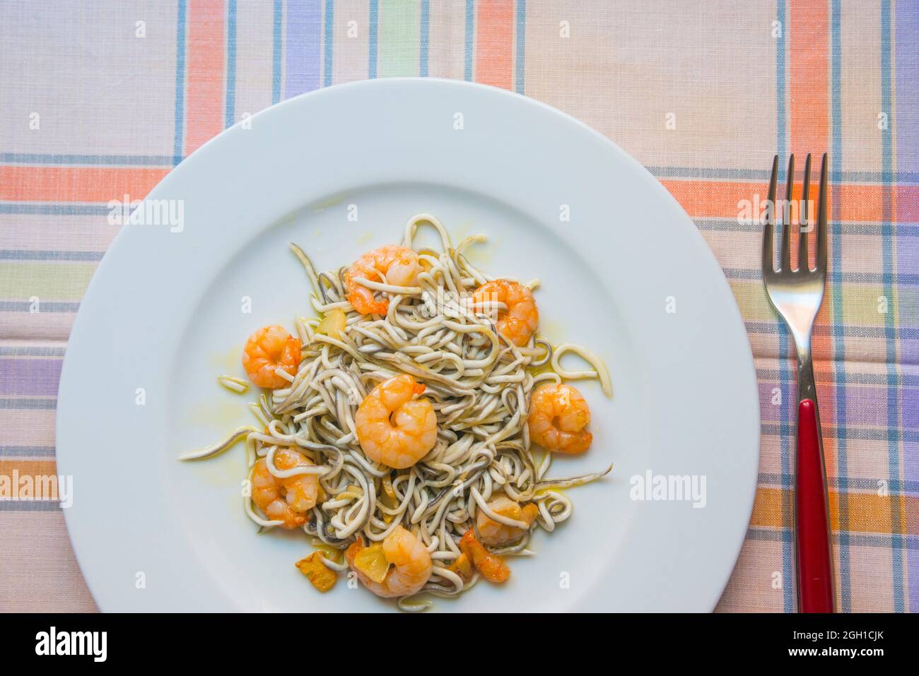 Gulas al ajillo hi-res stock photography and images - Alamy