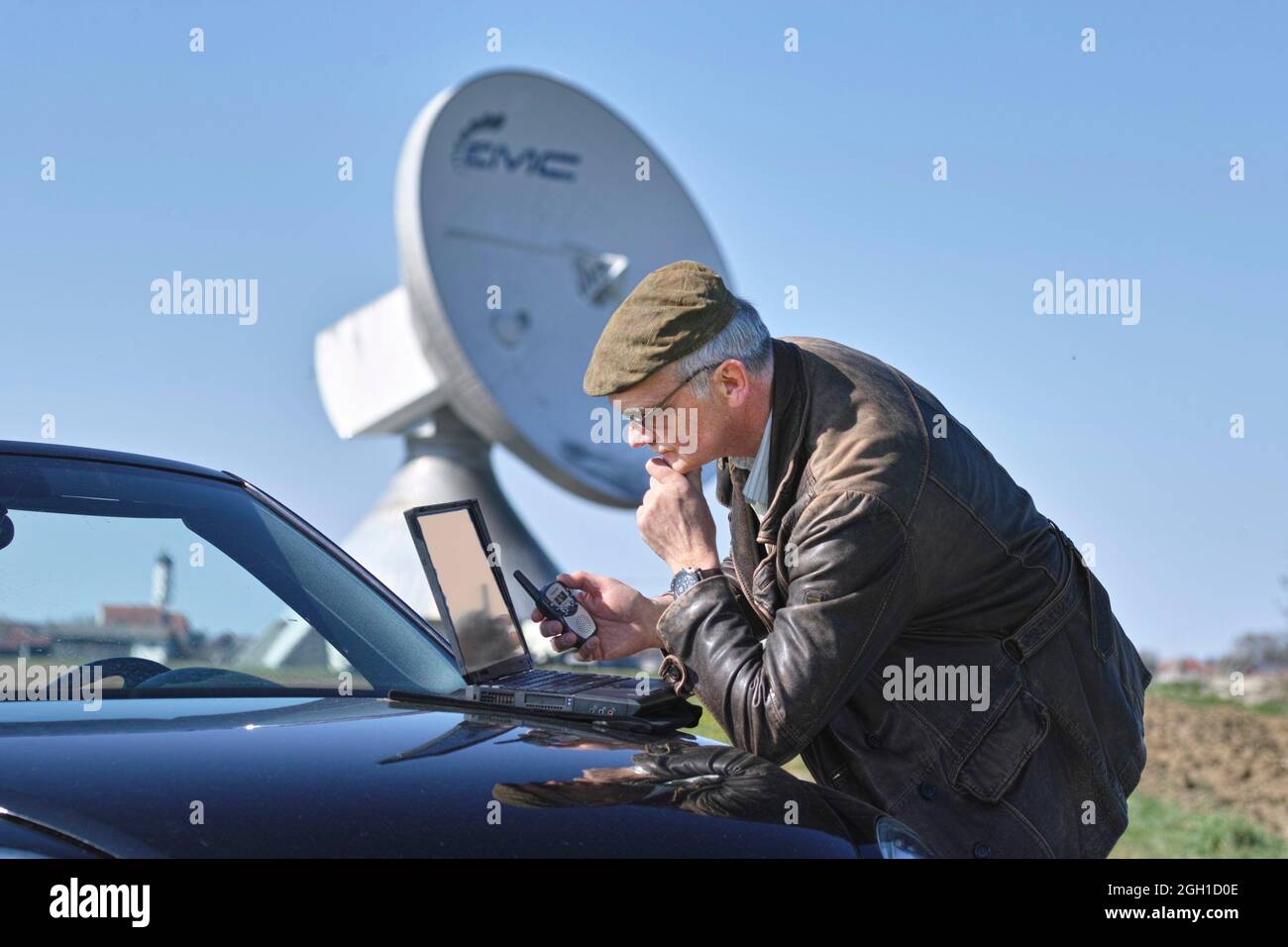 Entering data into computer hi-res stock photography and images - Alamy