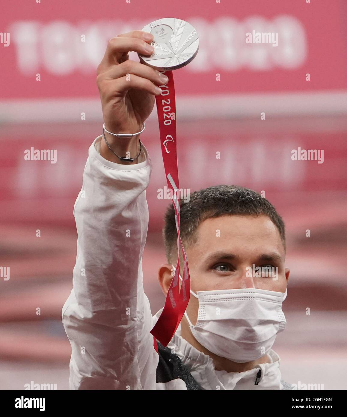 Tokyo, Japan. 04th Sep, 2021. Paralympics: Athletics, men, award ...