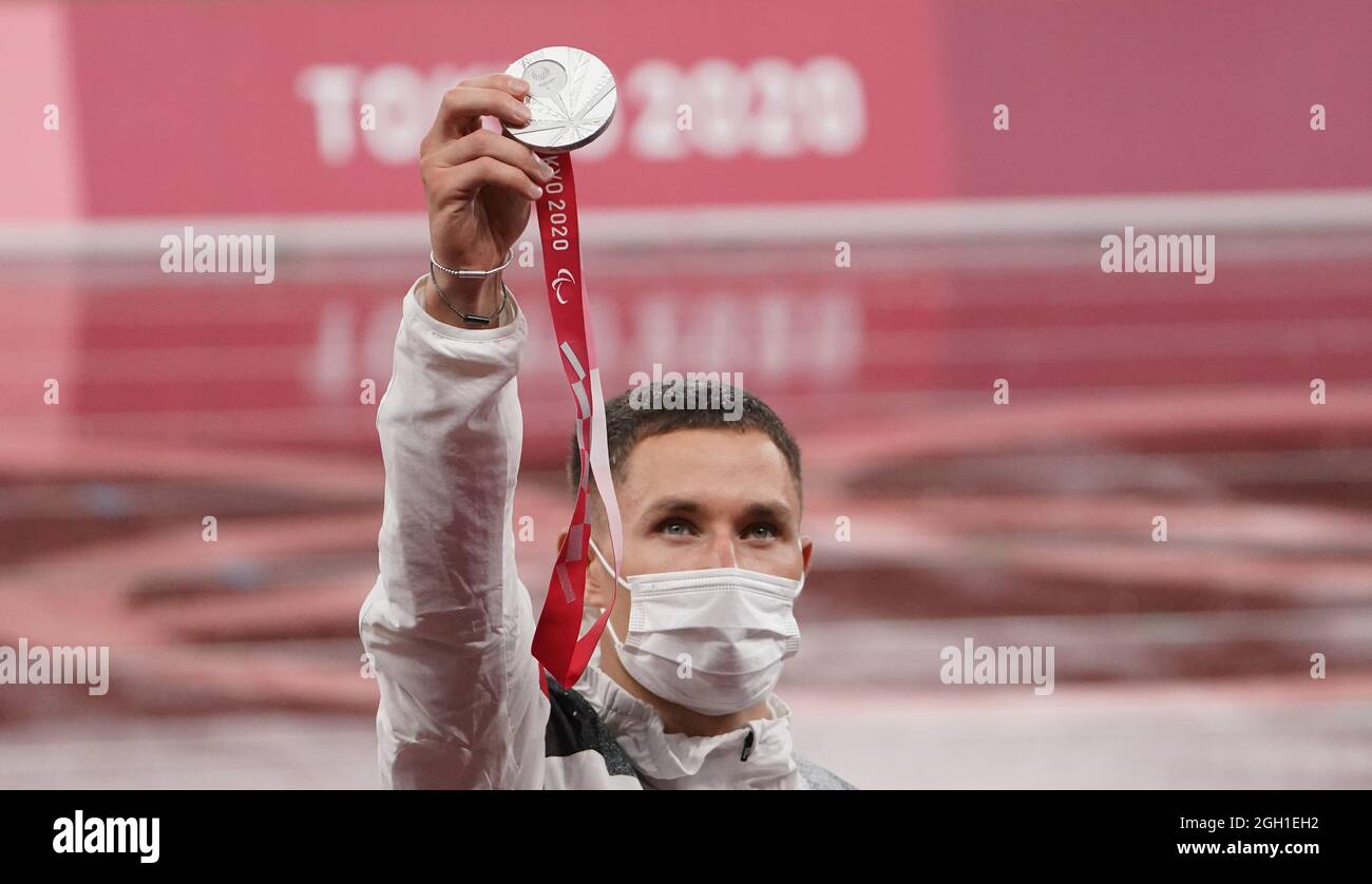 Tokyo, Japan. 04th Sep, 2021. Paralympics: Athletics, men, award ...