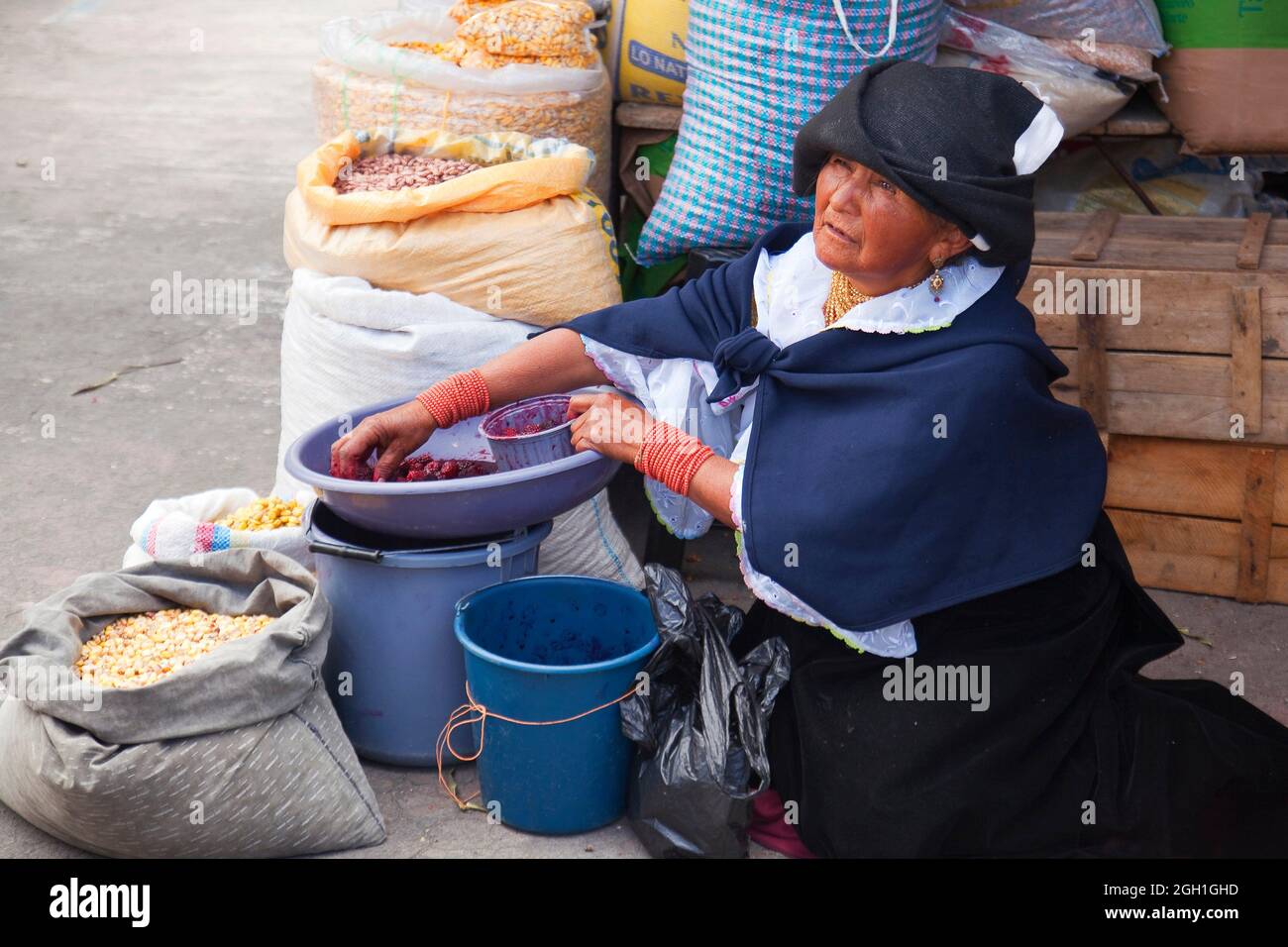 Street vendor selling indigenous hi-res stock photography and images ...