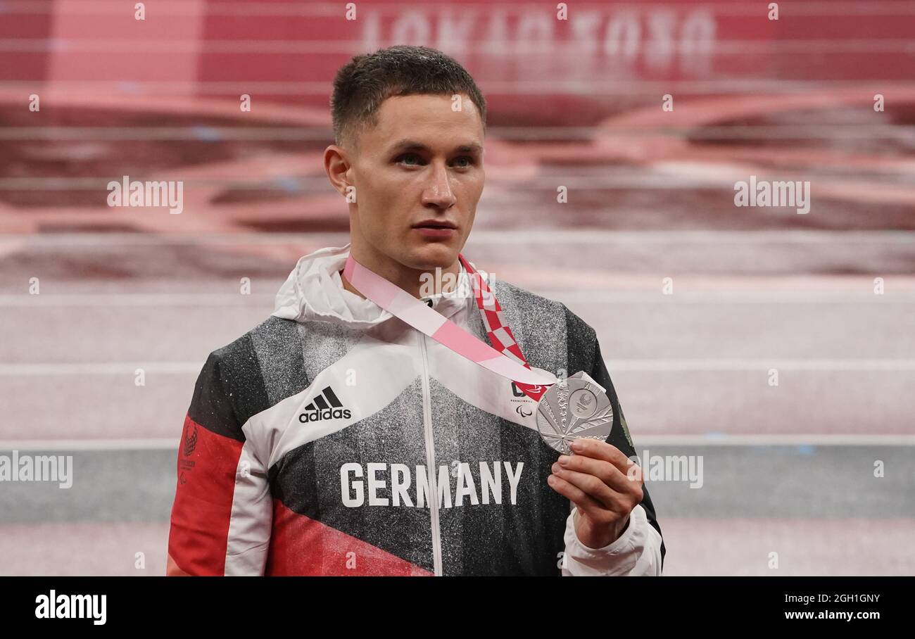 Tokyo, Japan. 04th Sep, 2021. Paralympics: Athletics, men, award ...