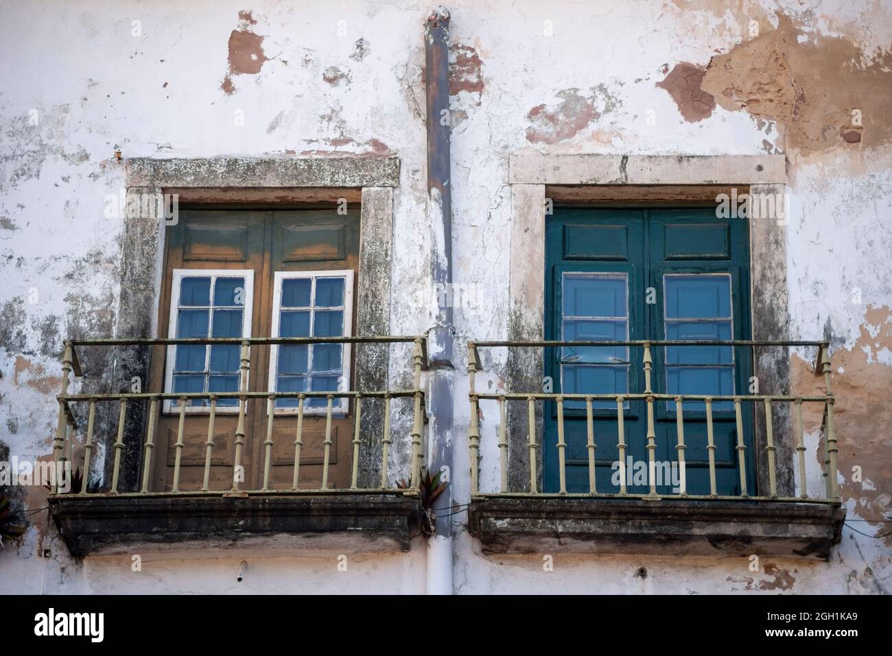Old window details in color. Pelourinho, Salvador, Bahia, Brazil Stock ...