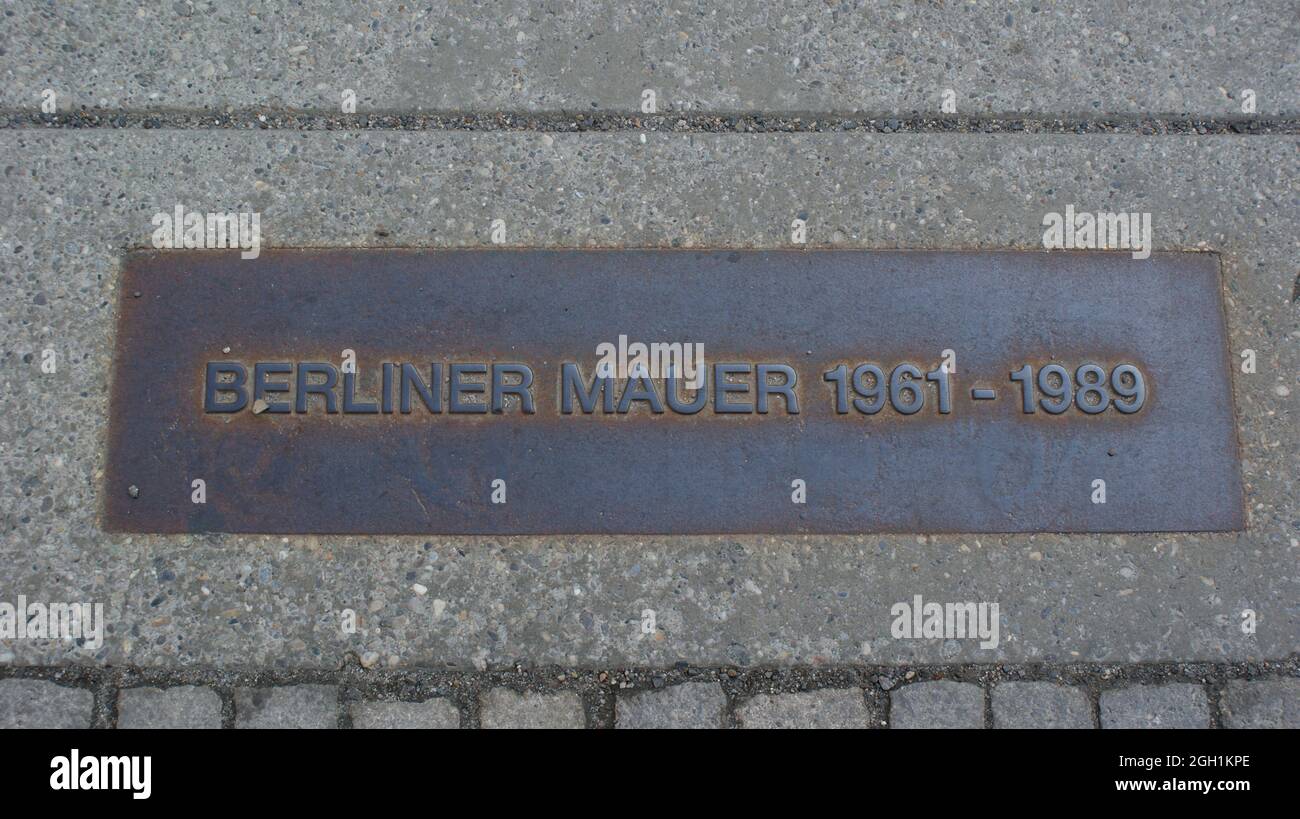 Berlin wall historic sign hi-res stock photography and images - Alamy