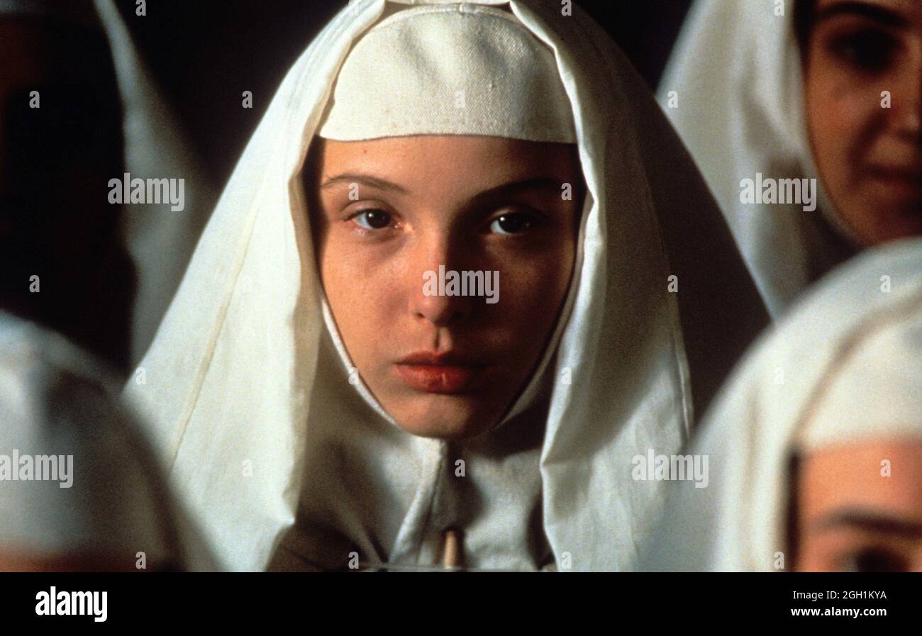 JULIE DELPY in THE DARK NIGHT (1989) -Original title: LA NOCHE OSCURA ... JULIE DELPY in THE DARK NIGHT (1989) -Original title: LA NOCHE OSCURA ...