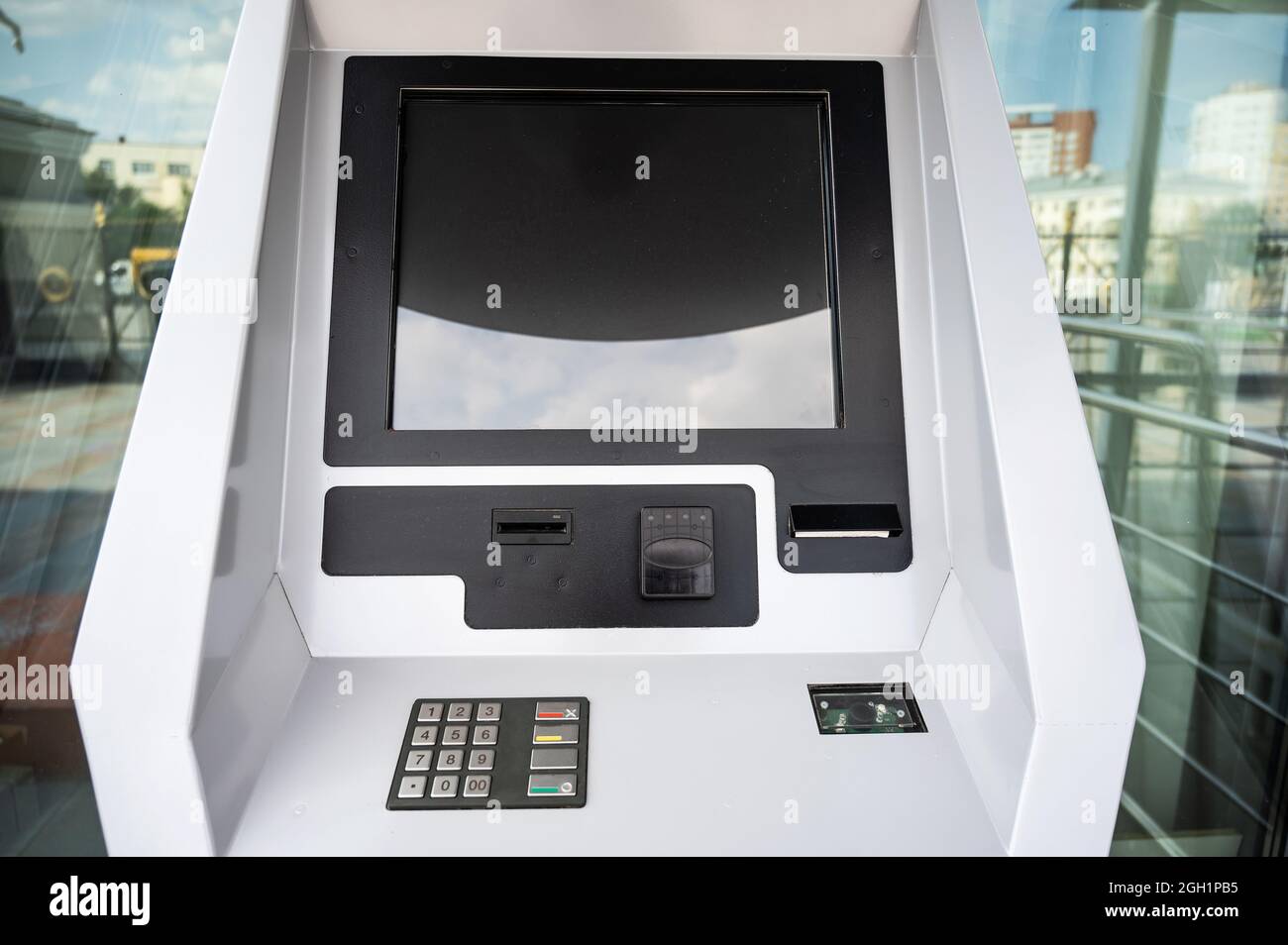 Self service ticket vending machine hi-res stock photography and images ...