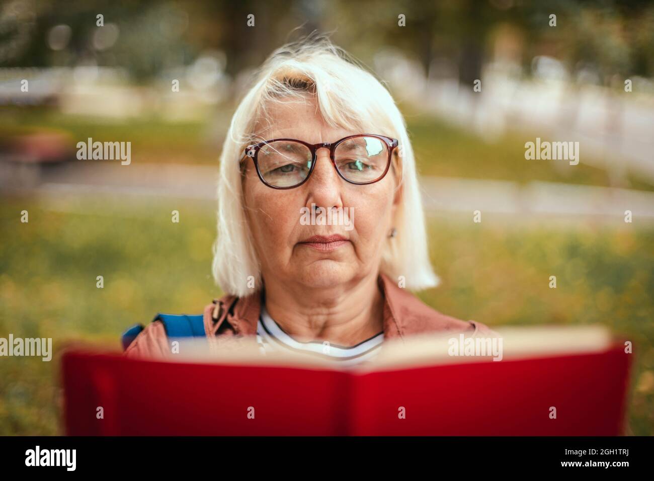 Collegebooks hi-res stock photography and images - Alamy