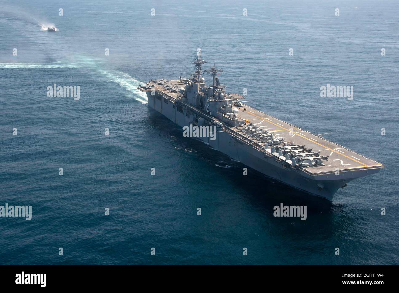 Assault craft unit hi-res stock photography and images - Alamy