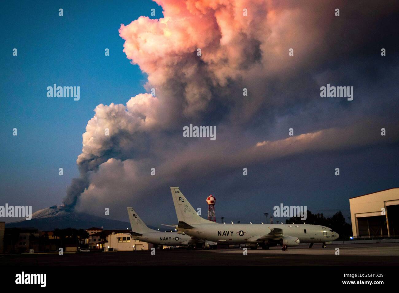 Sigonella naval air station hi-res stock photography and images - Alamy