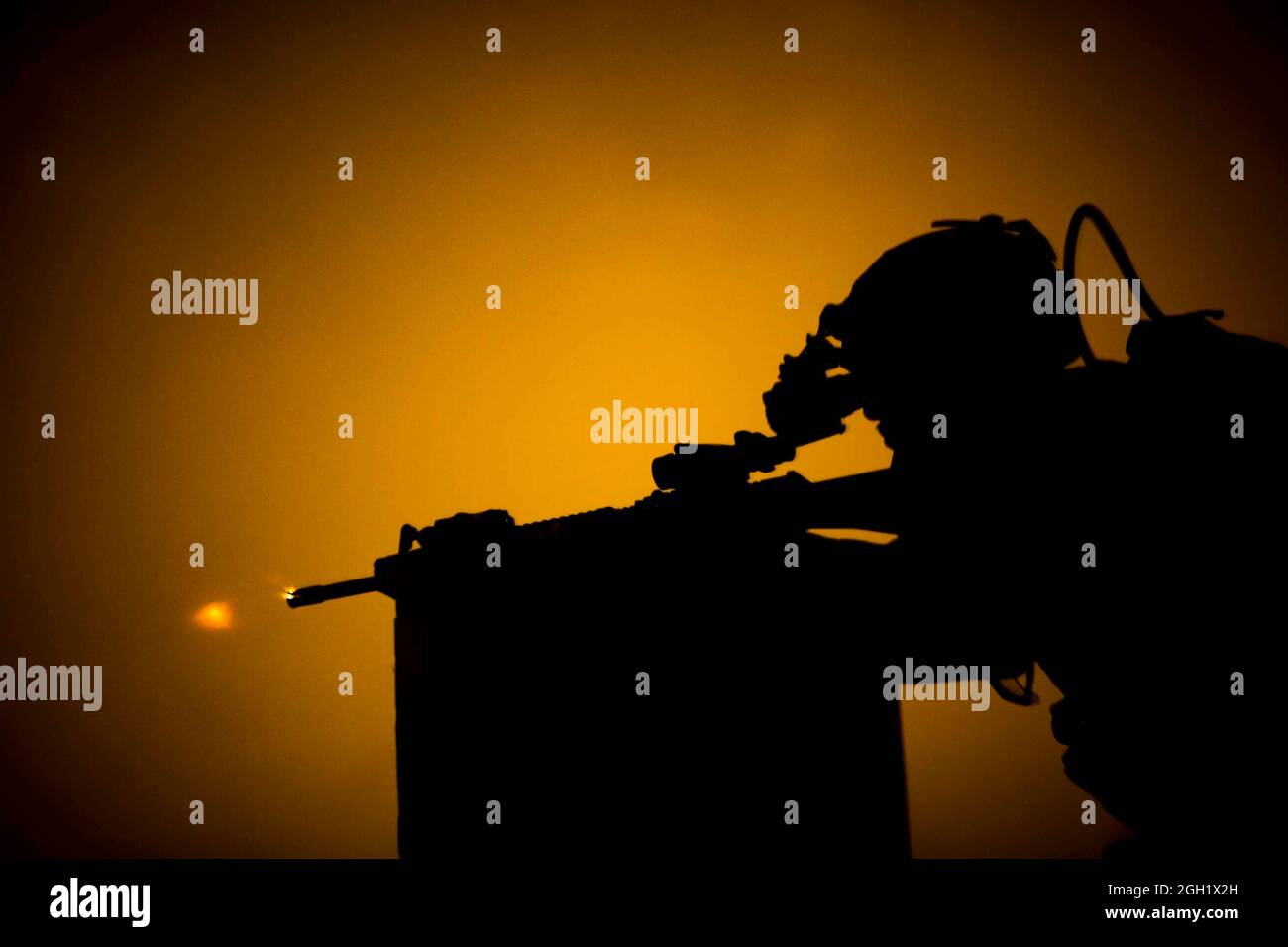 Marine wing communications hi-res stock photography and images - Alamy