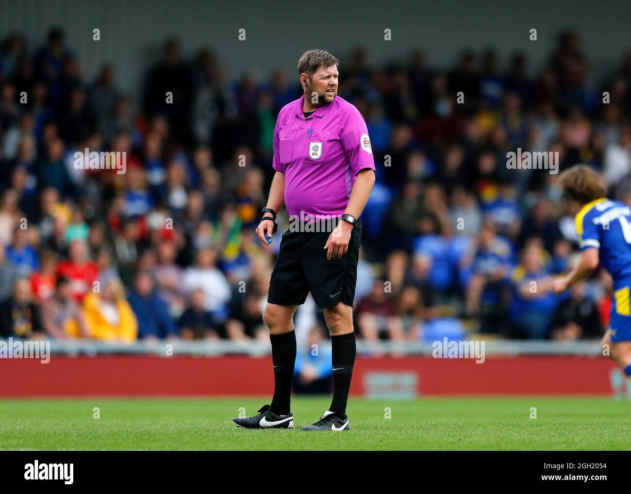 Referee brett huxtable hi-res stock photography and images - Alamy