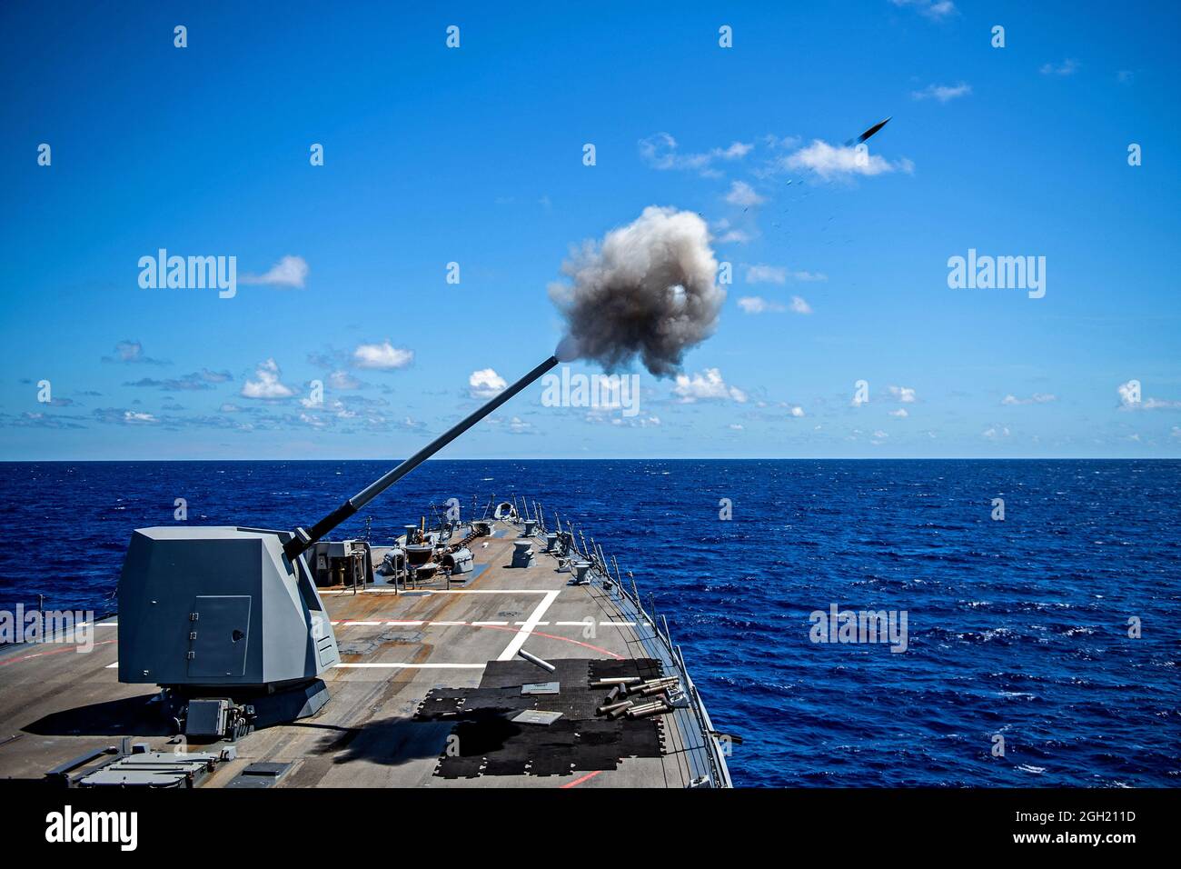 Uss michael murphy hi-res stock photography and images - Alamy