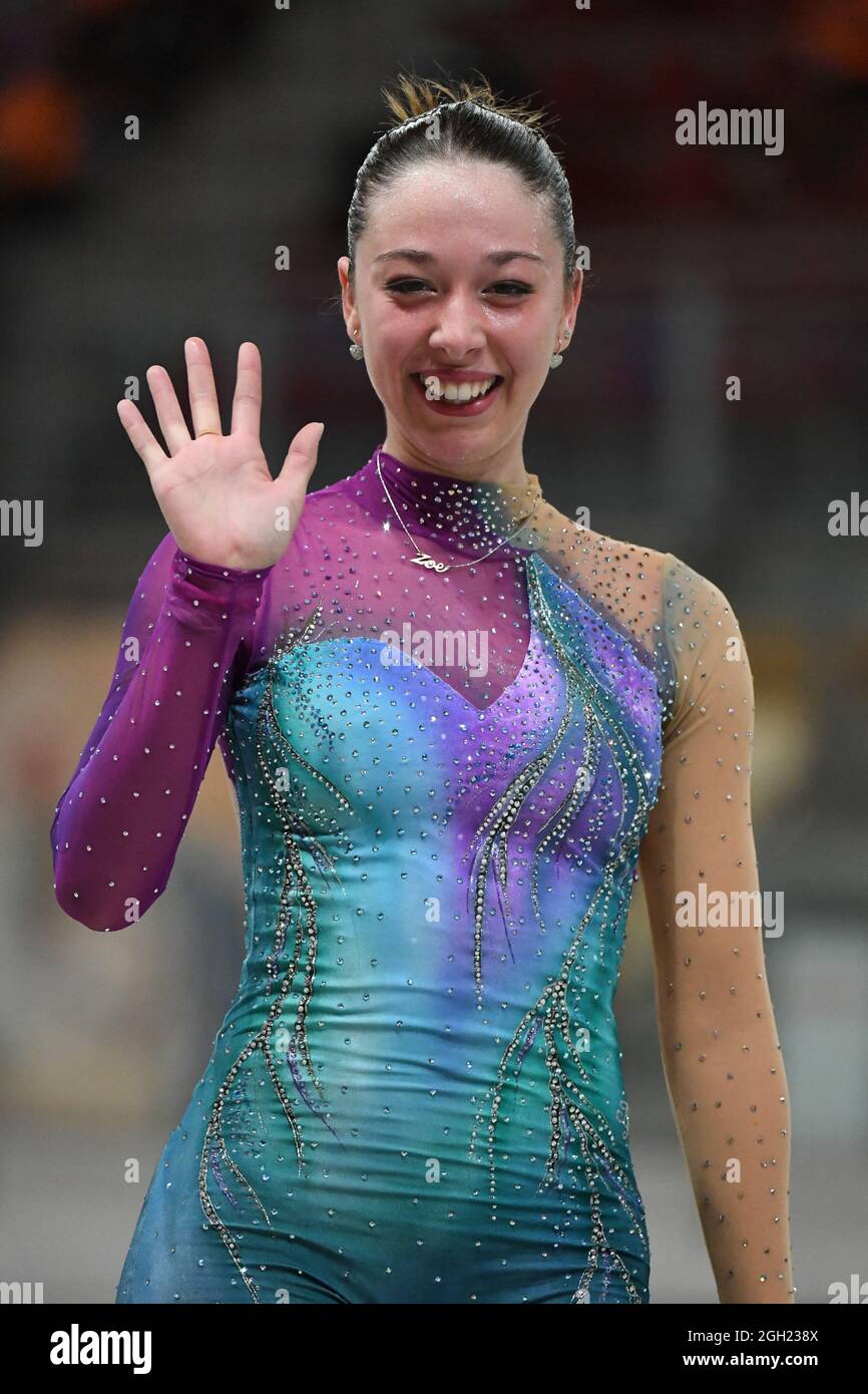 Zoe cattarin hi-res stock photography and images - Alamy