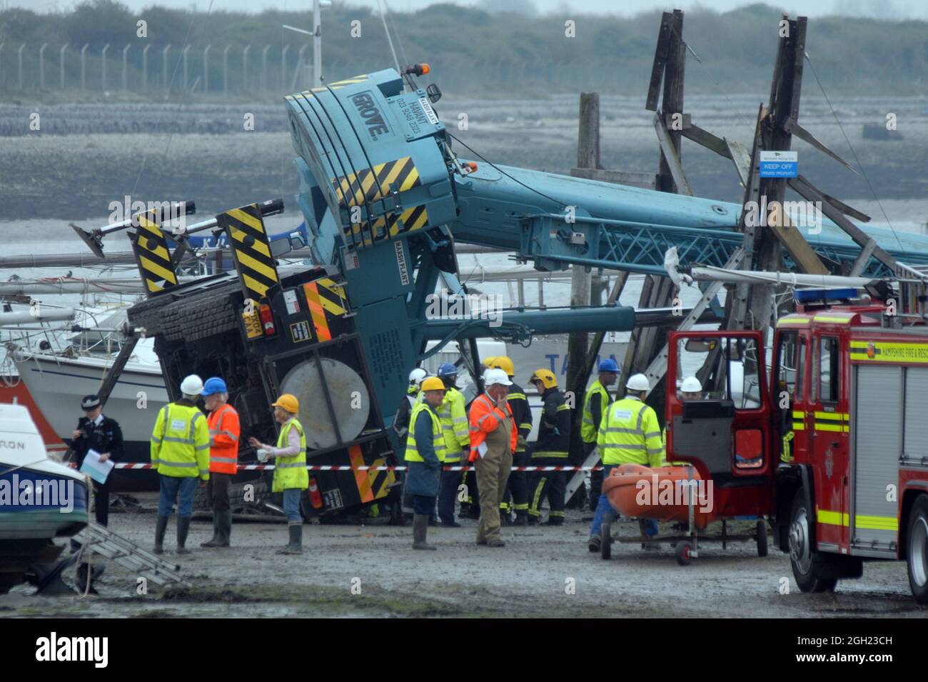 Crane driver hi-res stock photography and images - Alamy