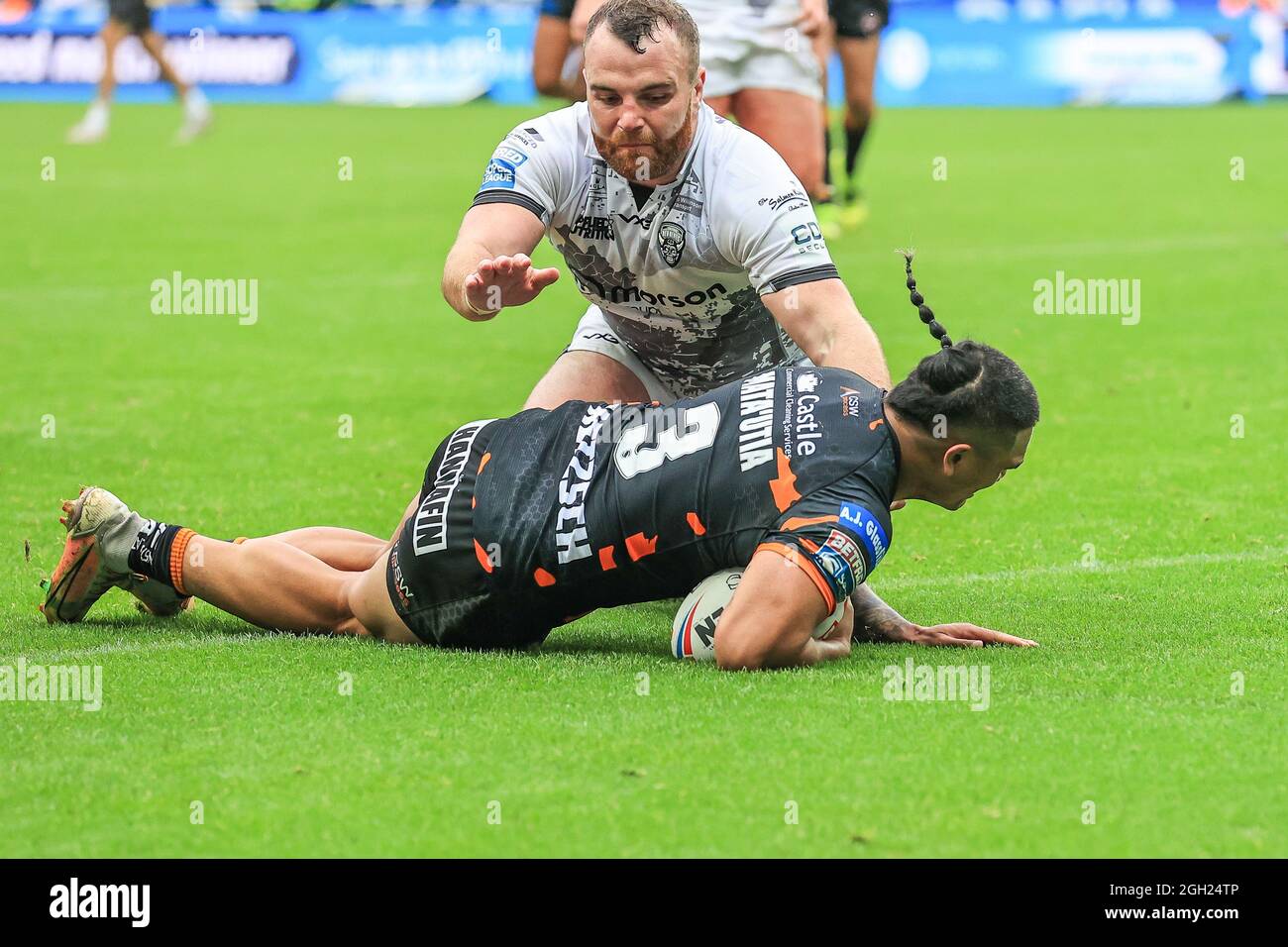 Peter Mata'utia (3) of Castleford Tigers goes over for a try in, on 9/4 ...