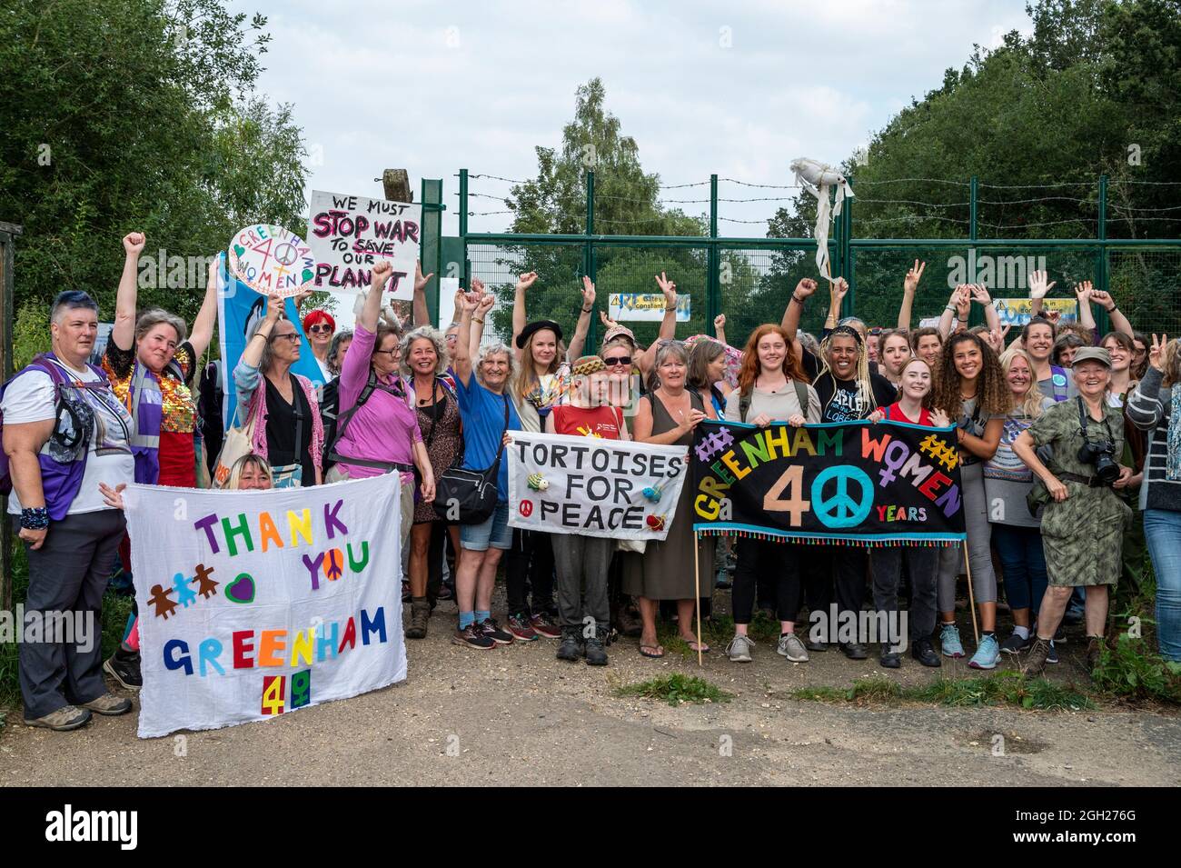 Women arrive at Greenham Common gates 40 years after the original march ...