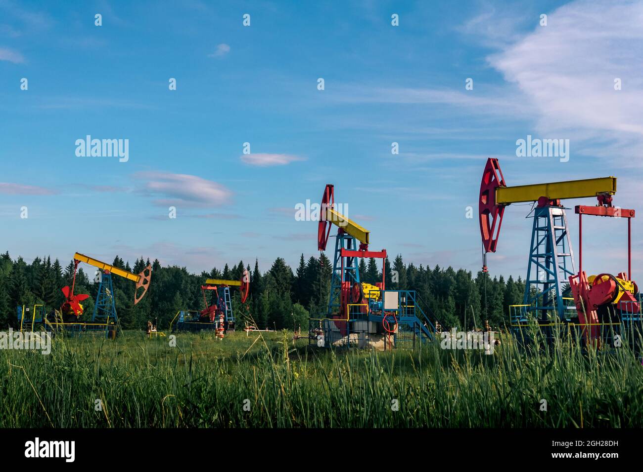 Hydraulic pumping unit hi-res stock photography and images - Alamy