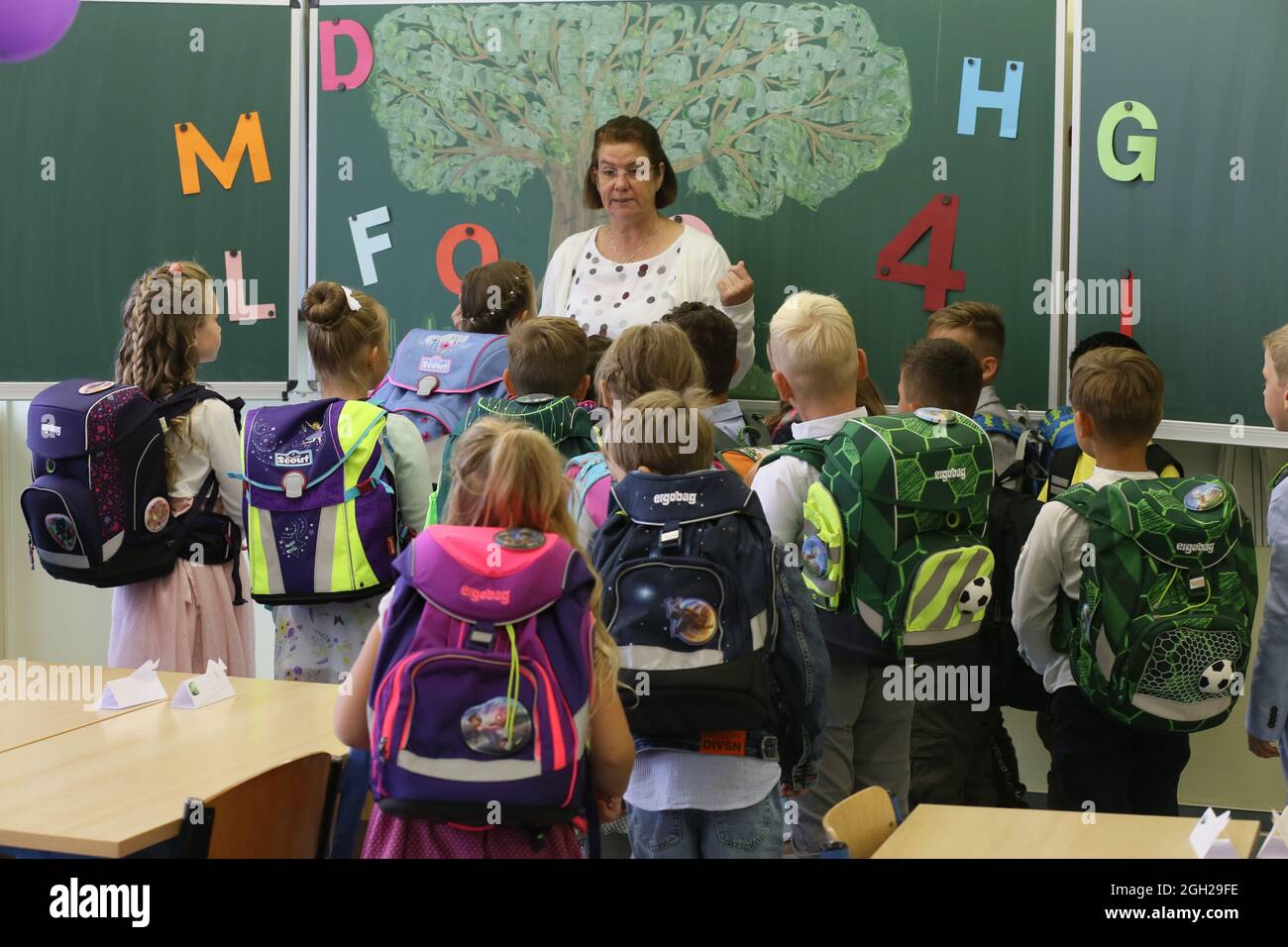 Wernigerode, Germany. 04th Sep, 2021. Girls and boys are allowed to ...