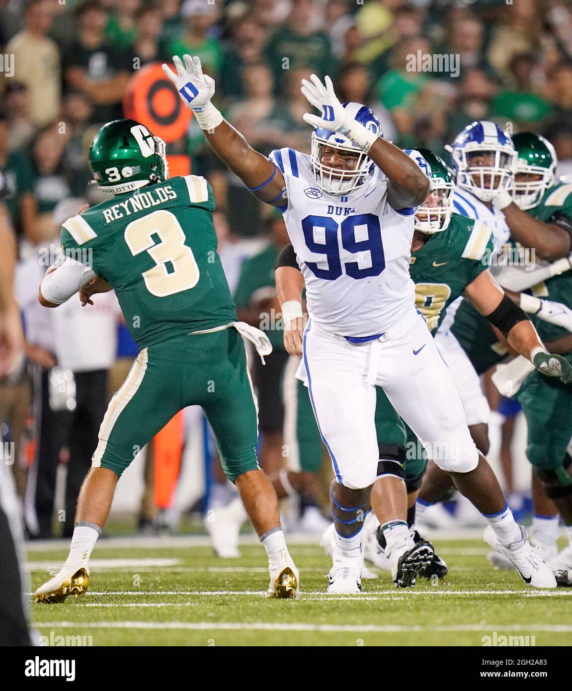 Jerry richardson stadium hi-res stock photography and images - Alamy