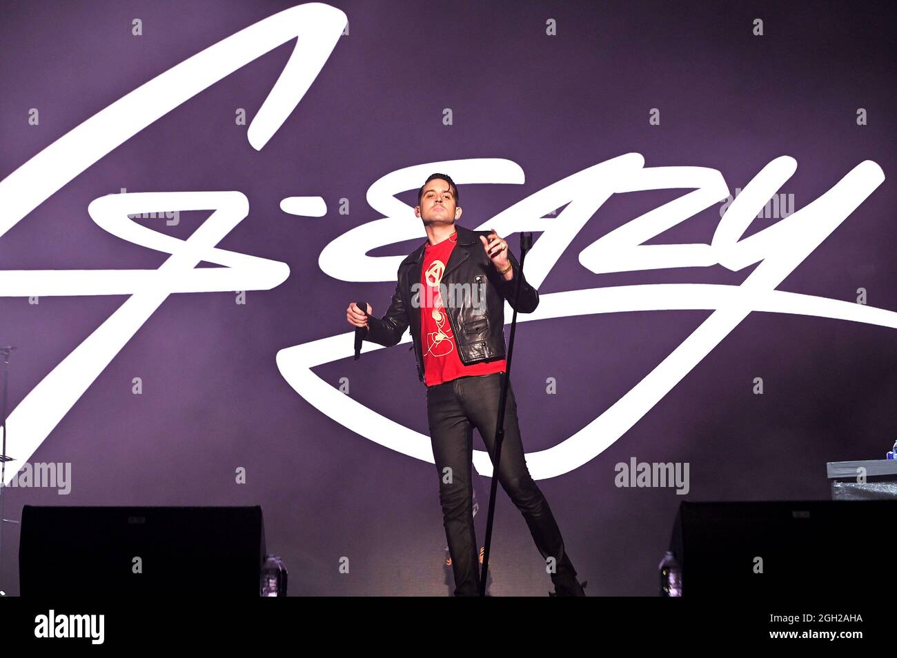 G Eazy Logo