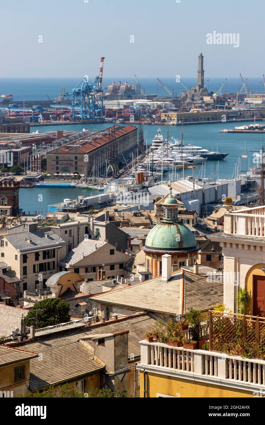 Genoa’s old town hi-res stock photography and images - Alamy