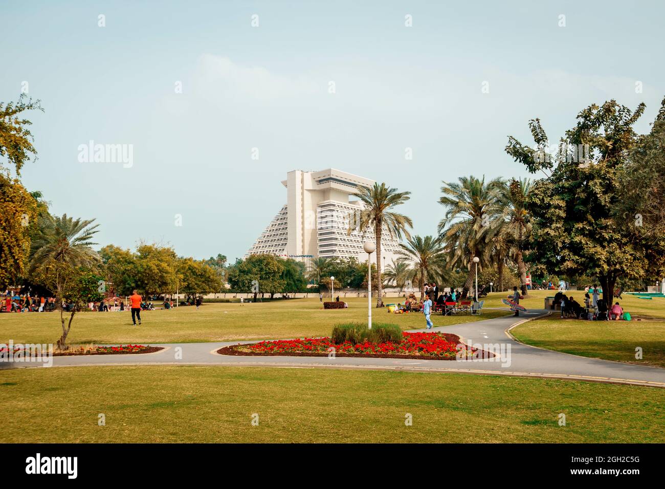 Qatar in the 1980s hi-res stock photography and images - Alamy