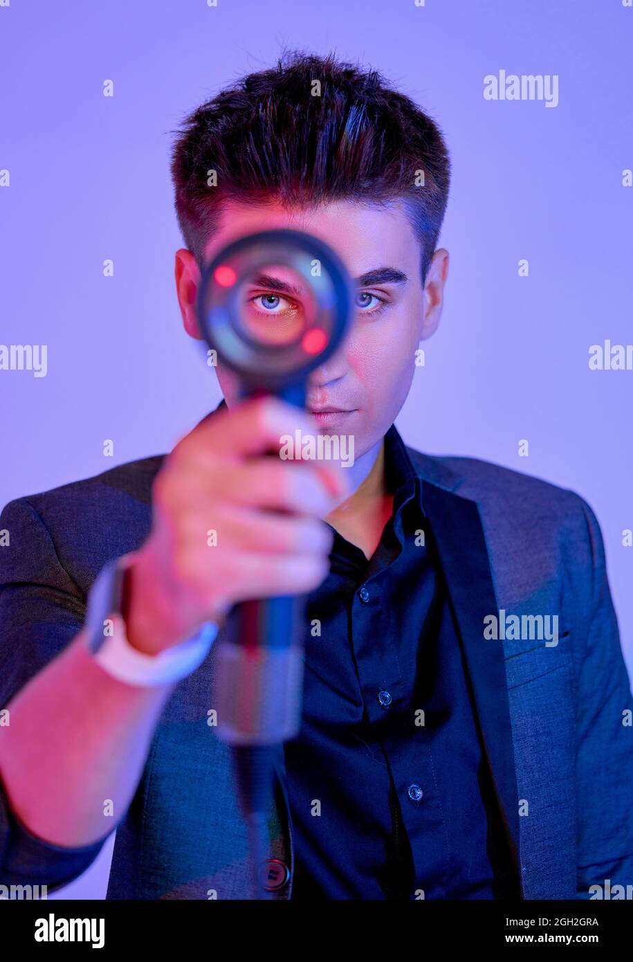 Brush through hair hi-res stock photography and images - Alamy