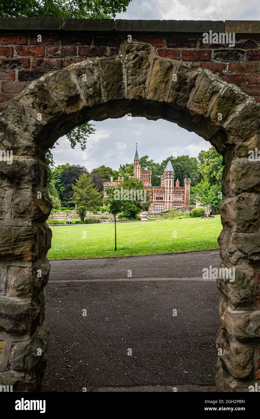 Saltwell Park, Low Fell, Gateshead, UK Stock Photo - Alamy
