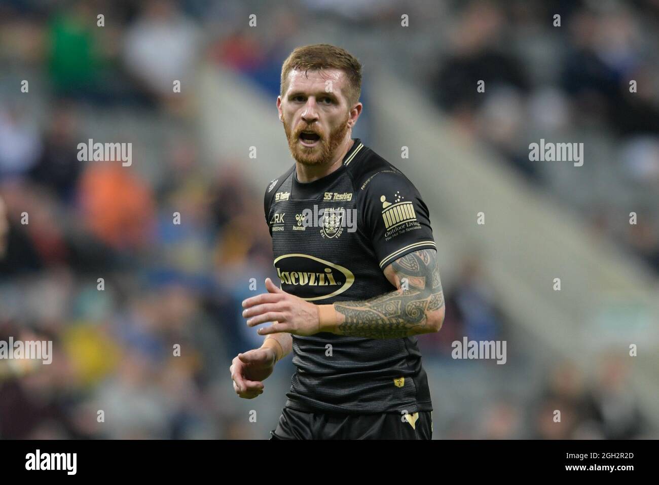 Marc Sneyd (7) of Hull FC in action during the game Stock Photo - Alamy