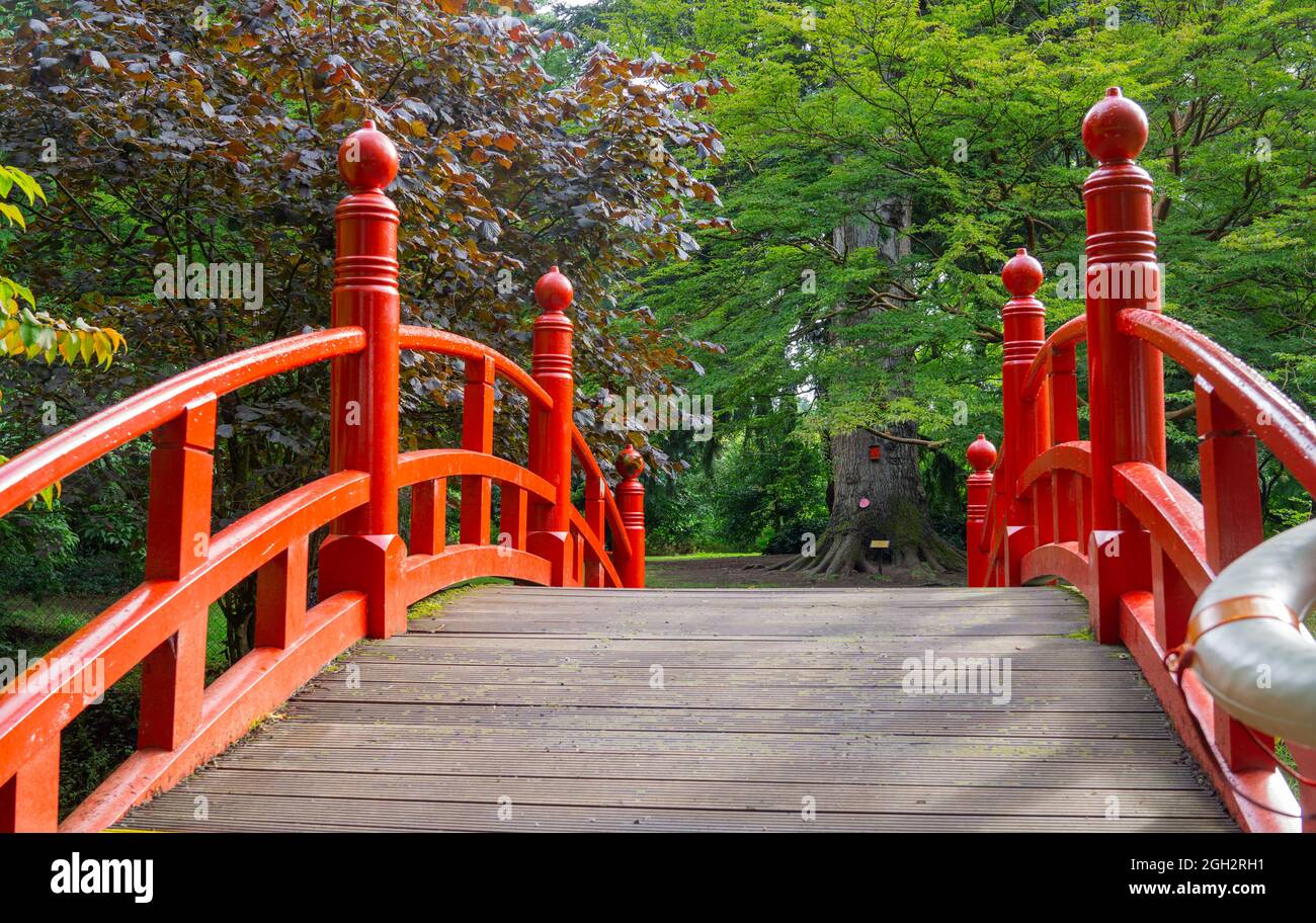 Countryside Railing Japanese 10 Japanese Stair Rail Ideas | Handrail,