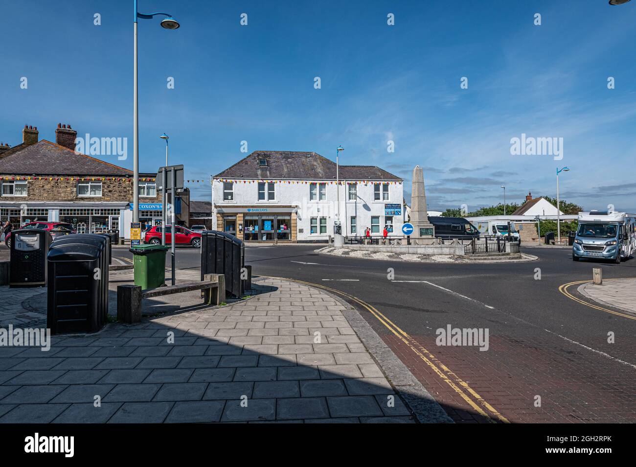 Seahouses main street and roundabout Stock Photo - Alamy