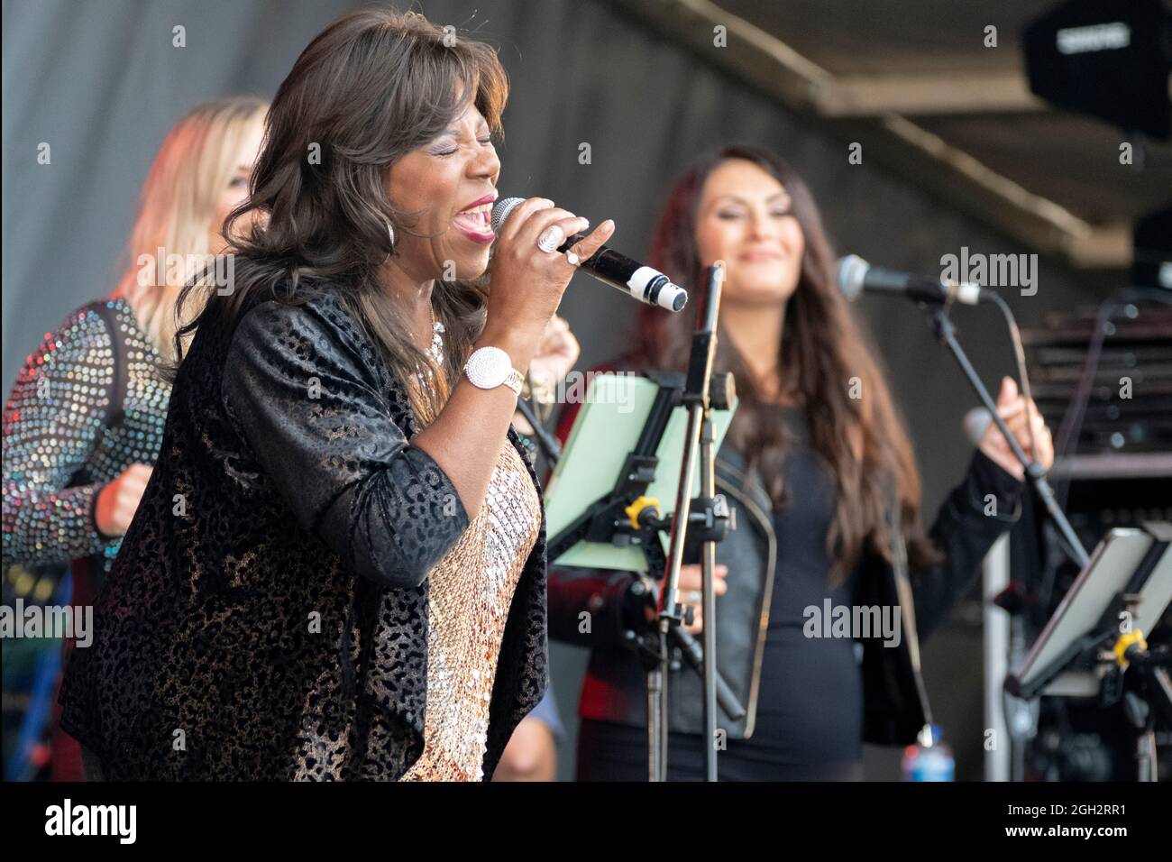 Singer jaki graham hi-res stock photography and images - Alamy