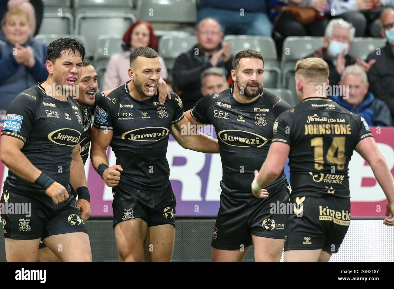 Carlos Tuimavave (3) of Hull FC celebrates his try Stock Photo - Alamy