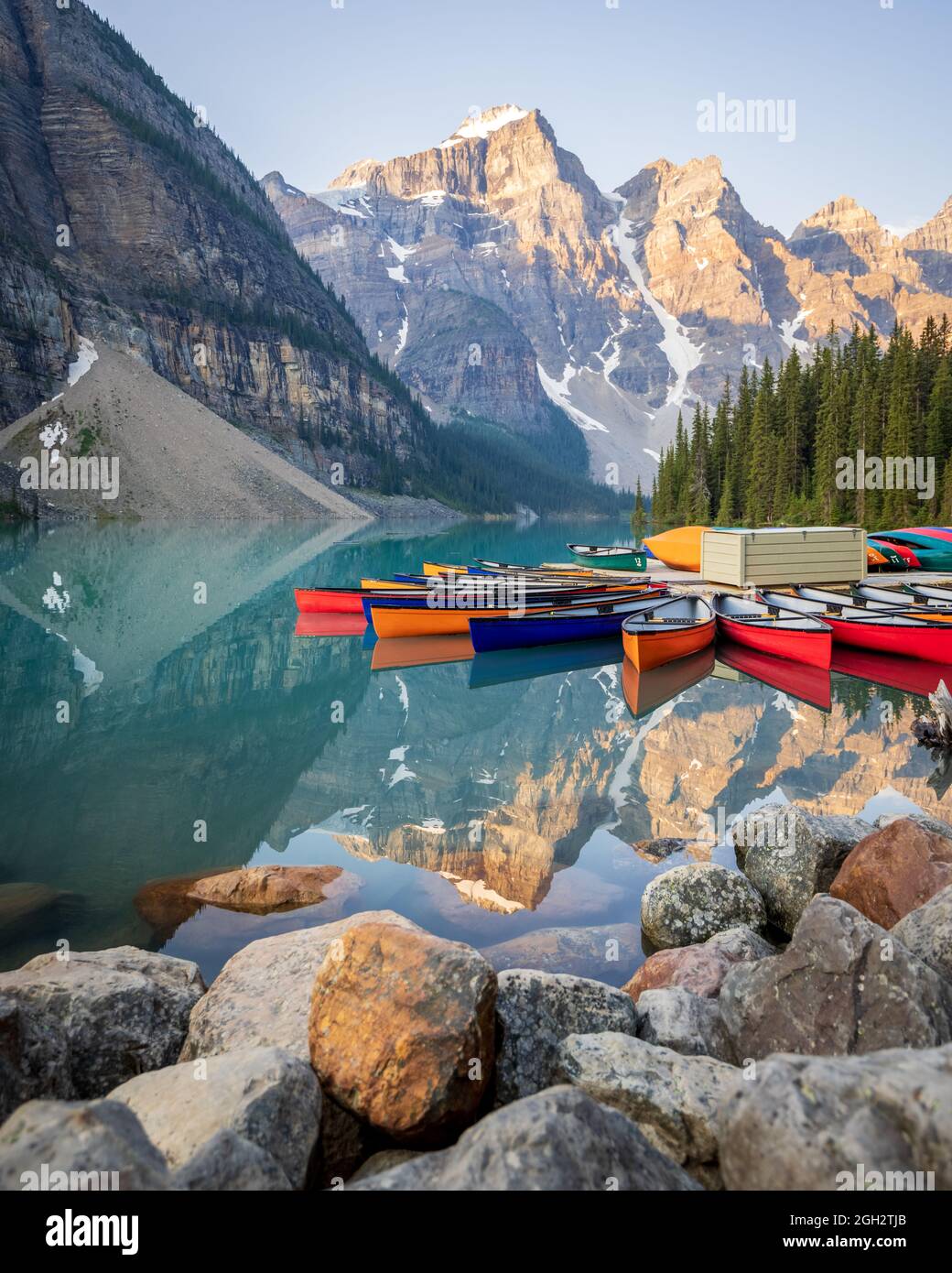 Early morning at Moraine Lake in Banff National Park Stock Photo - Alamy