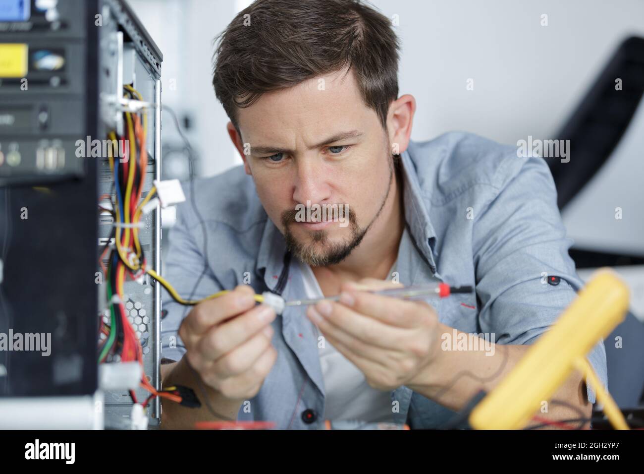 inside details of the old personal computer Stock Photo - Alamy