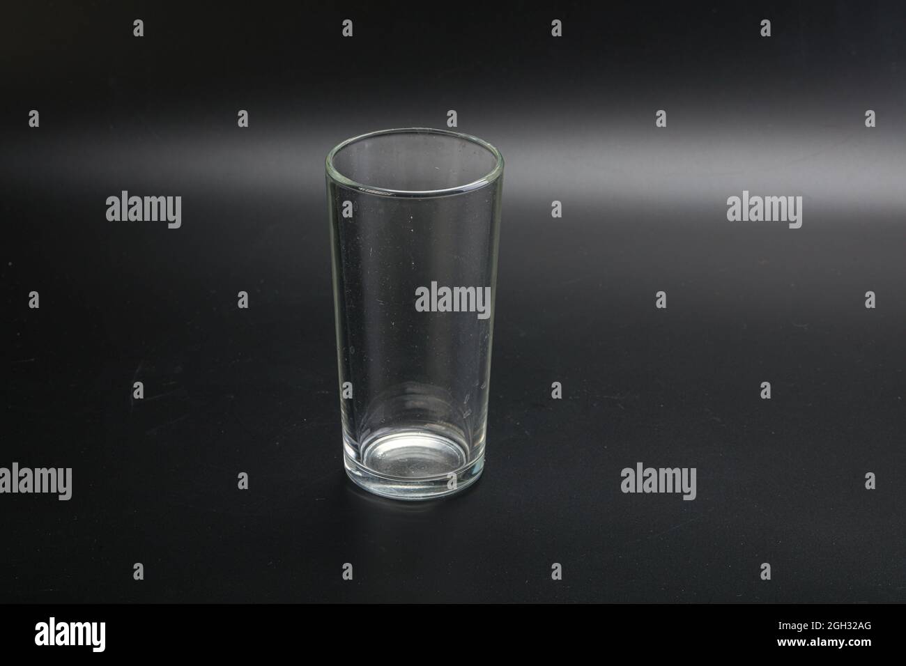 Empty glass for vine or water isolated Stock Photo - Alamy