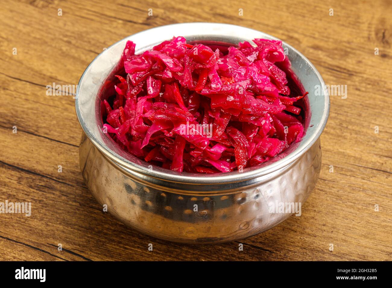 Marinated red cabbage with beetroot in the bowl Stock Photo - Alamy