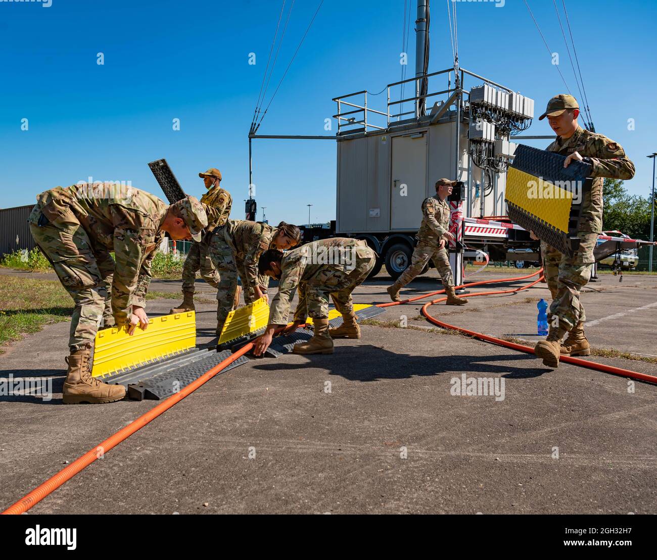 U.S. Air Force Airmen assigned to the 86th Communications Squadron ...