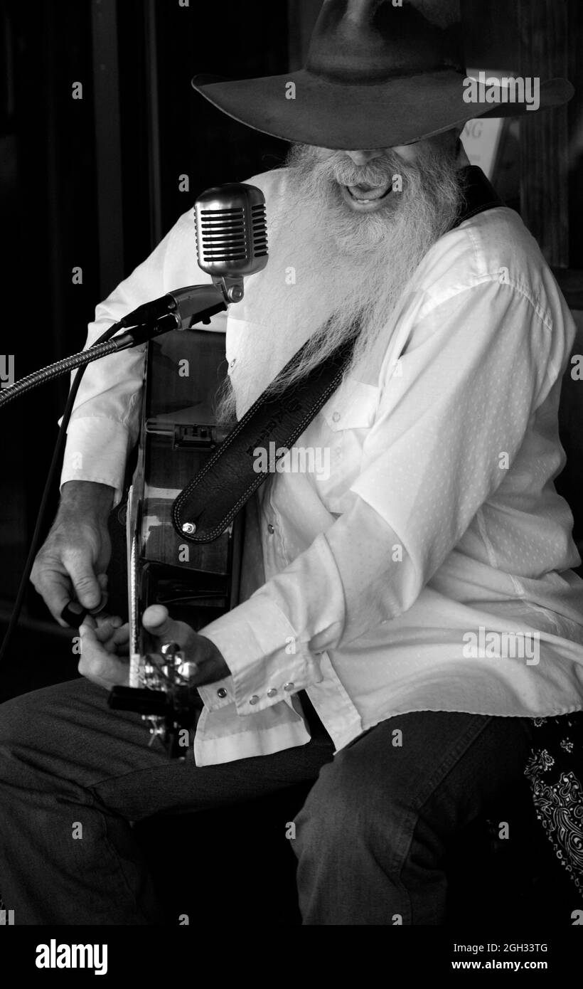 Johnny Lloyd, a well-known street performer in Santa Fe, New Mexico ...