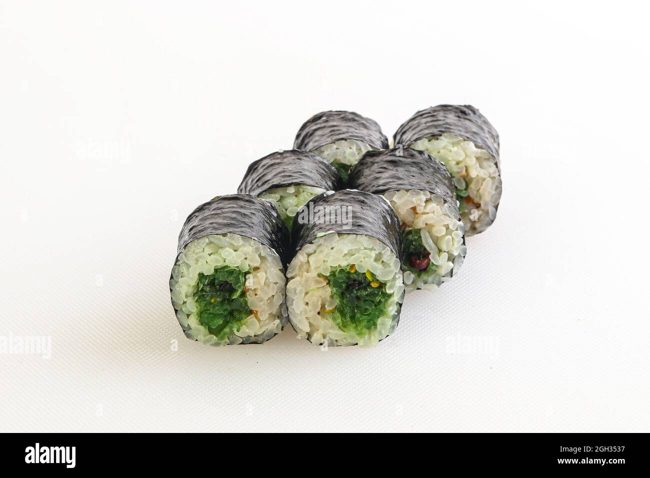 Japanese traditional roll maki with chuka Stock Photo - Alamy