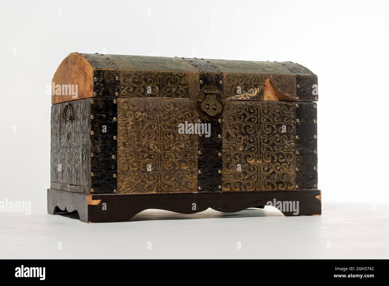 Chest shot hi-res stock photography and images - Alamy