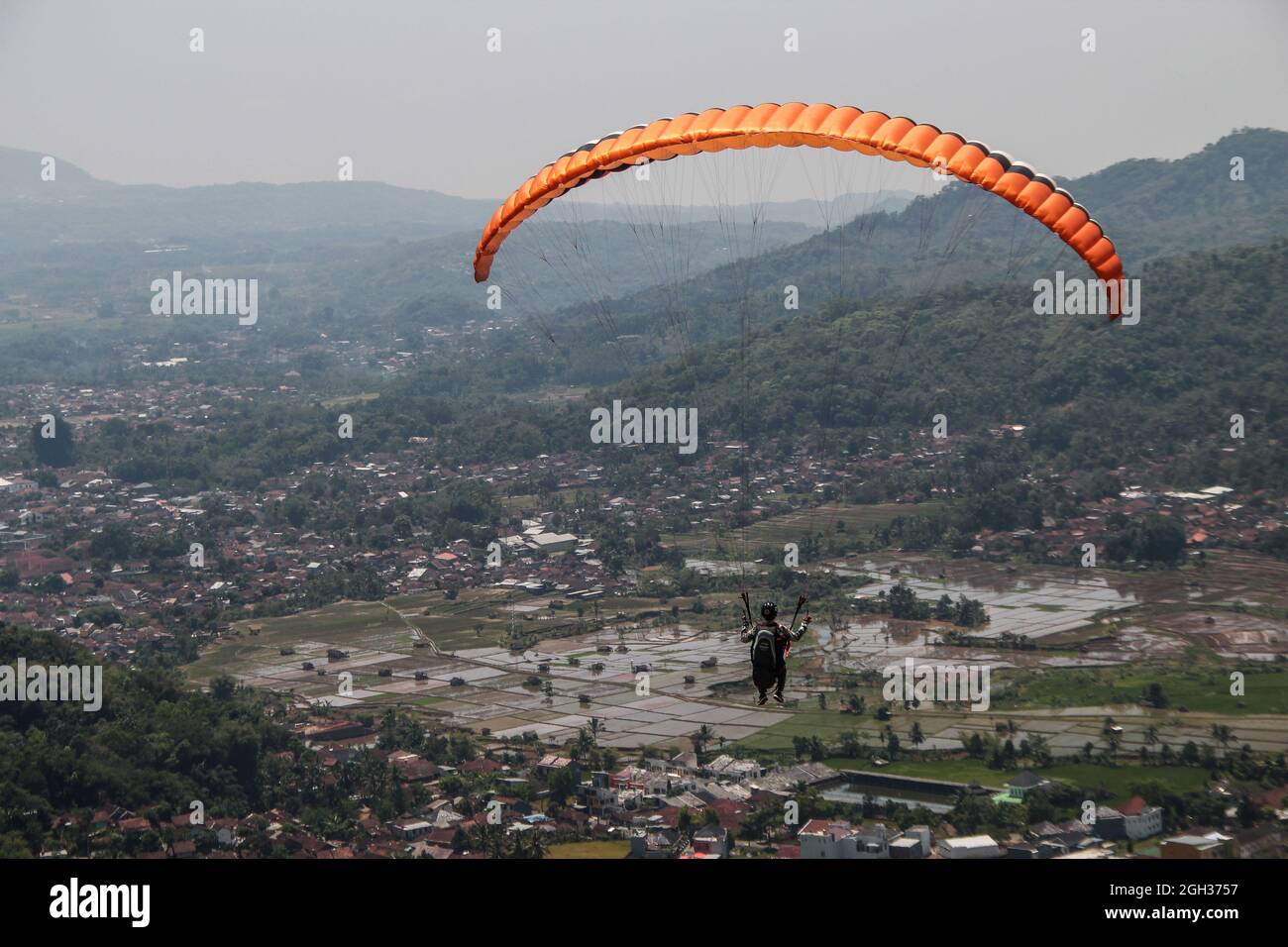 Toga kampung hi-res stock photography and images - Alamy