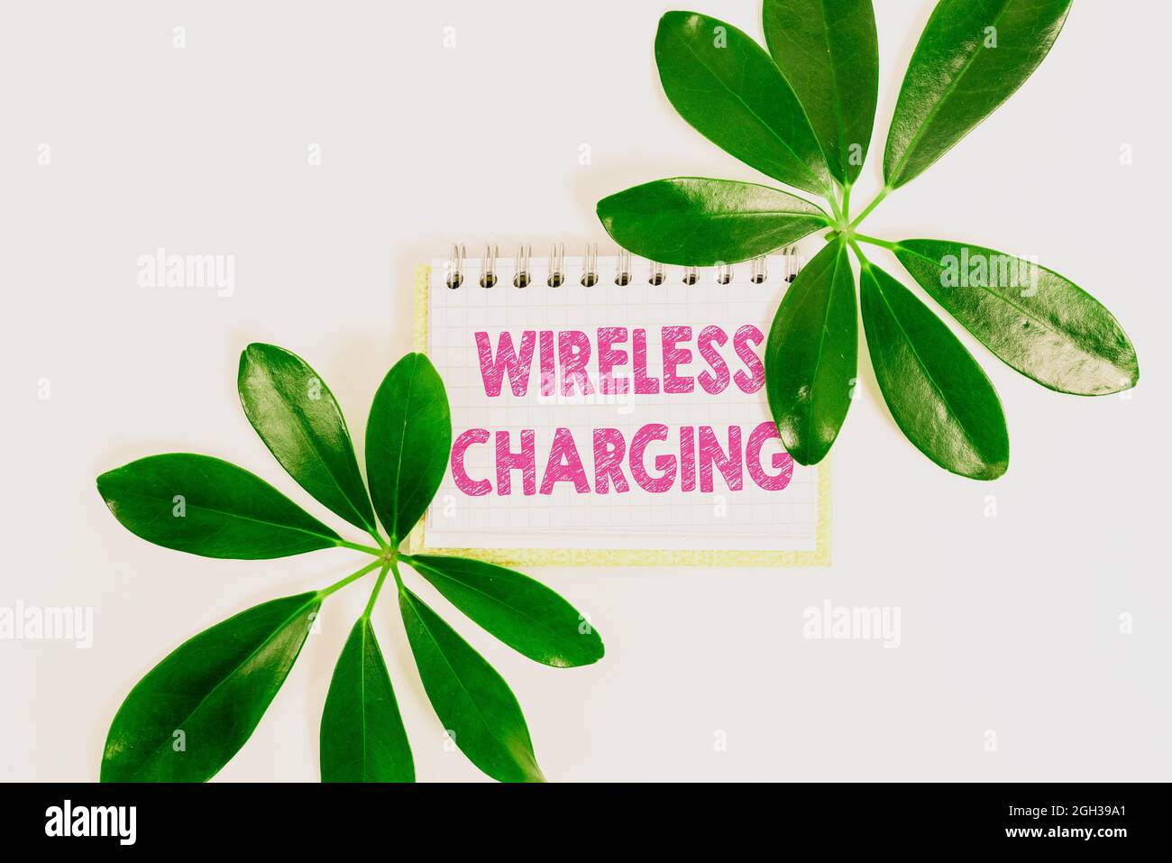 Sign displaying wireless charging hi-res stock photography and images ...