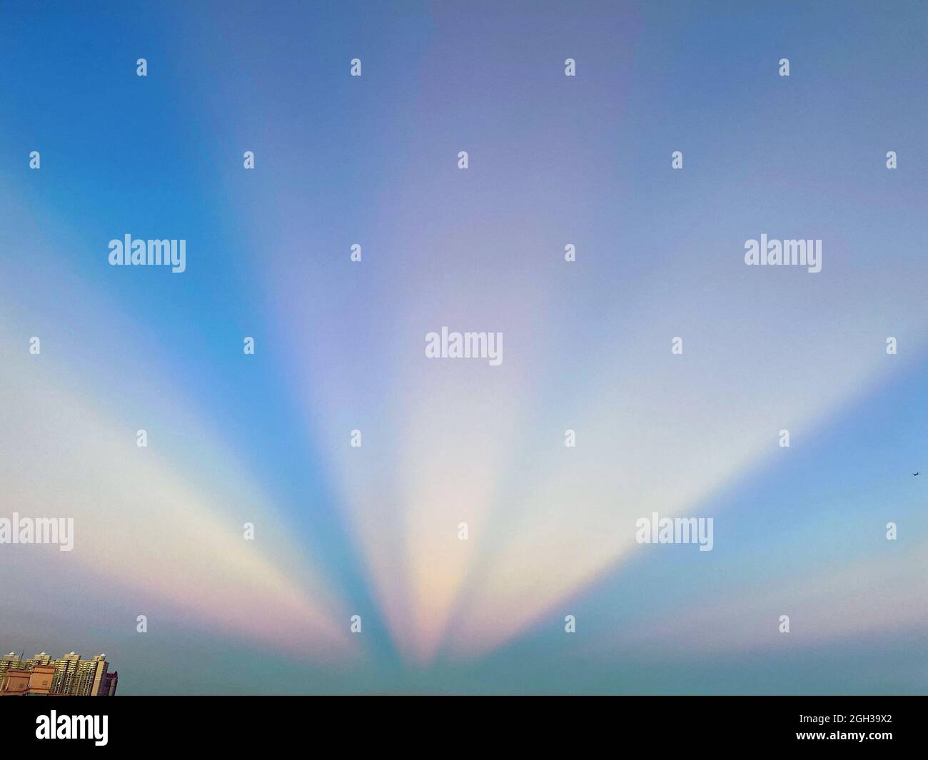 Anticrepuscular ray hi-res stock photography and images - Alamy