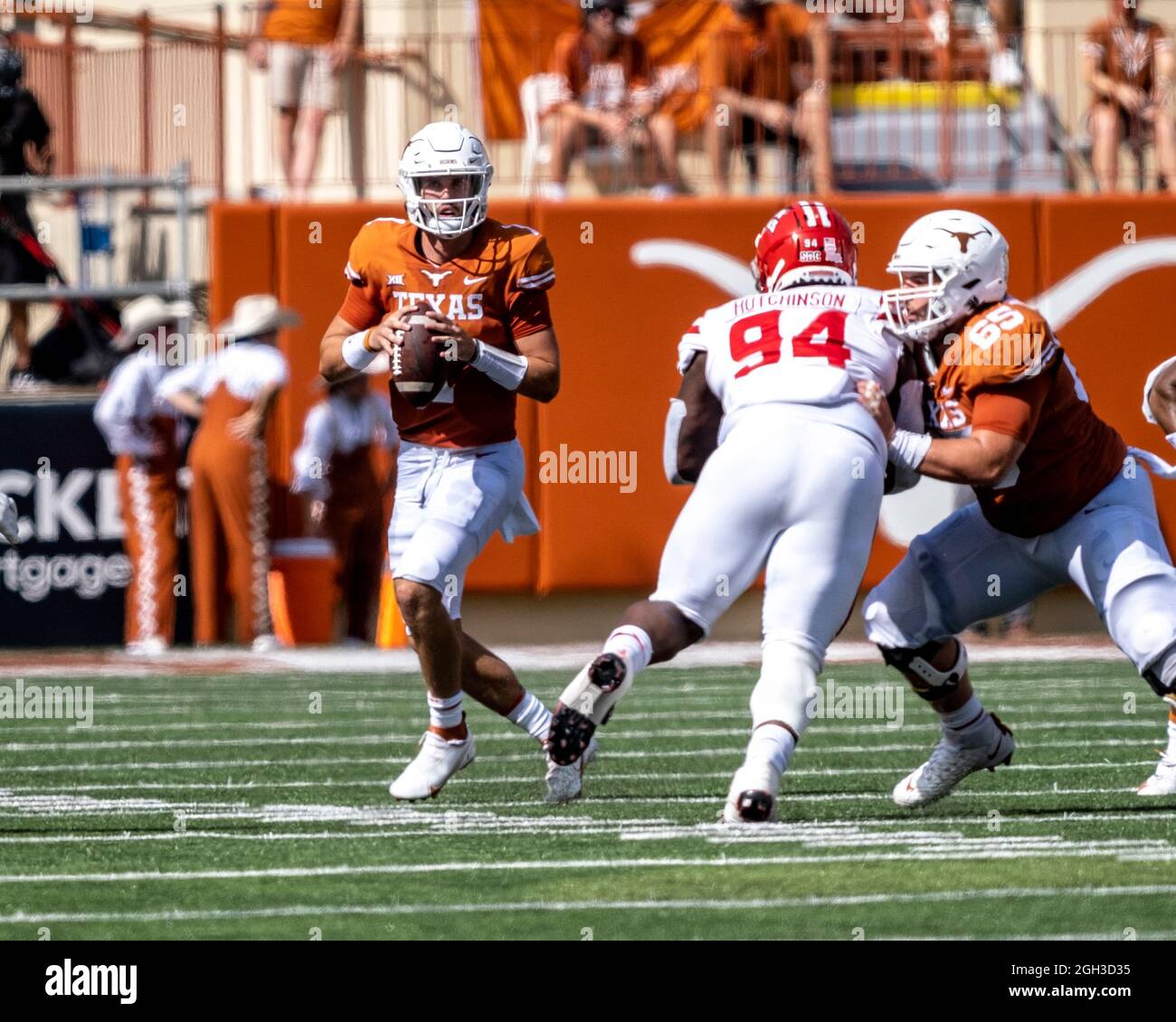 September 04. QB Hudson Card #1 of the Texas Longhorns in action vs the ...