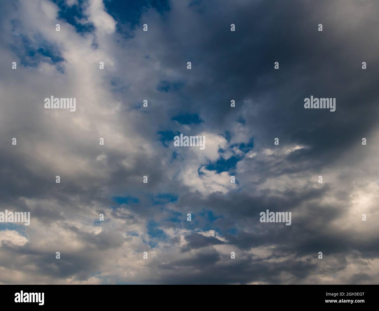 Wind clouds scene hi-res stock photography and images - Alamy