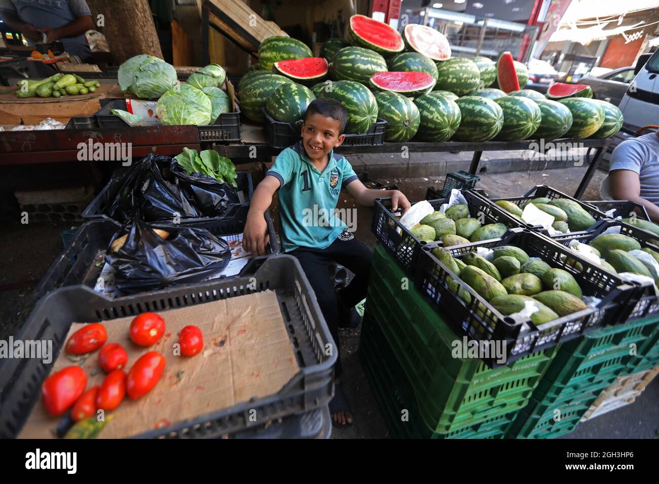 Beirut population hi-res stock photography and images - Alamy