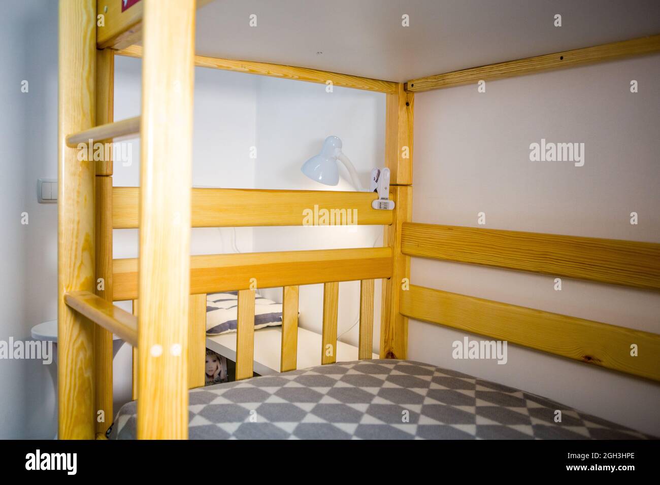 Hostel room bunk beds hi-res stock photography and images - Alamy