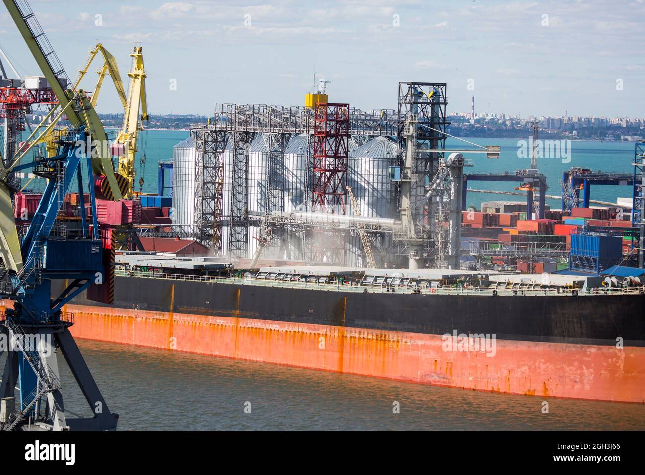 Cargo transfer vessel hi-res stock photography and images - Alamy